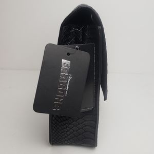 Bioworld | Bags | How To Train Your Dragon Toothless Mini Crossbody ...